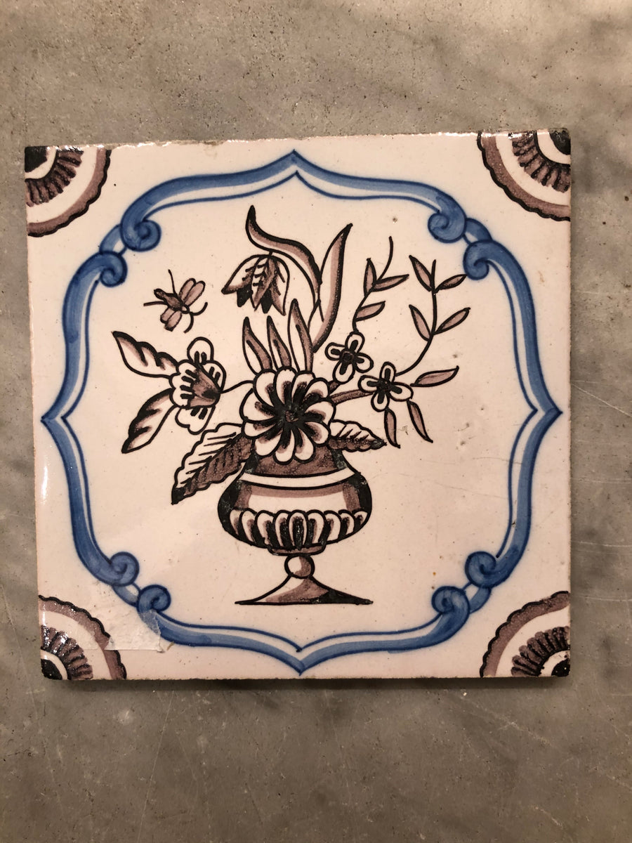 Rare Delft handpainted tile with flower – leonpaulantiques